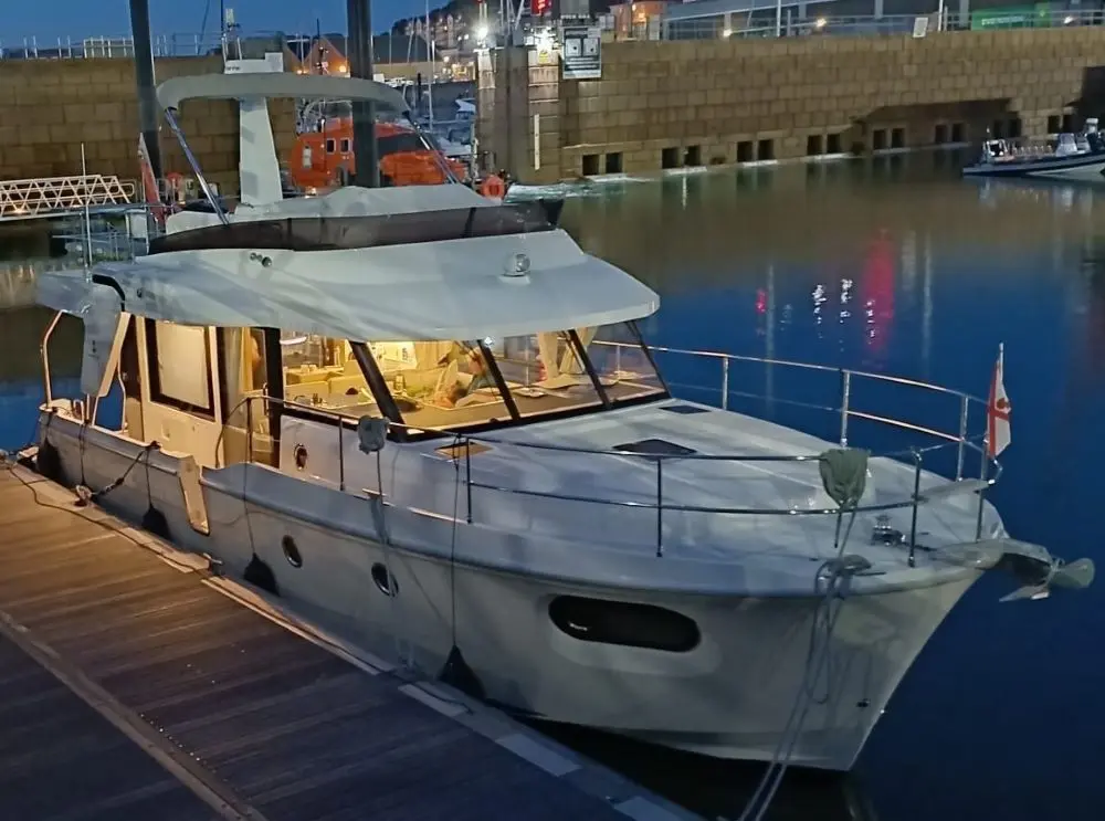 2020 Beneteau Swift Trawler 41 Flybridge for Sale in Gosp...