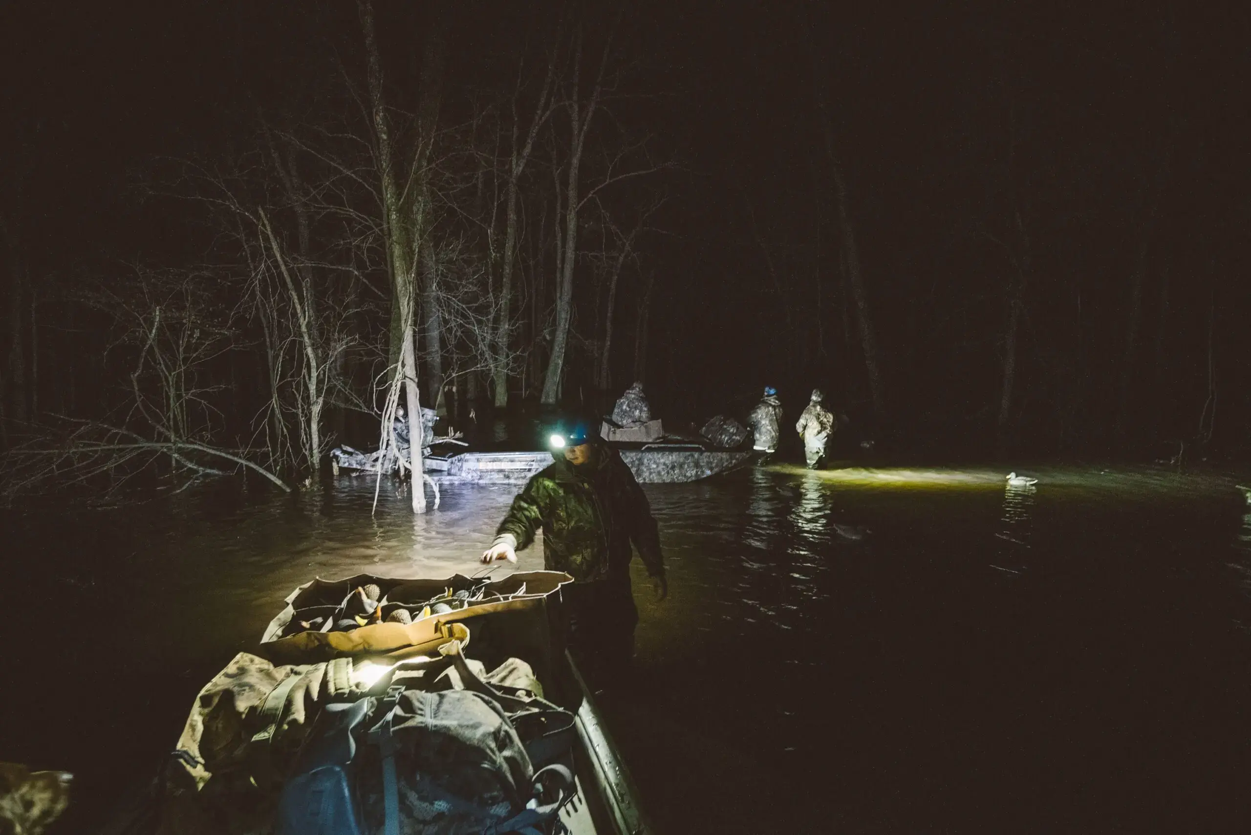 Buy Excel 1754 Shallow Water V Front F4 #572041 - Rightboat