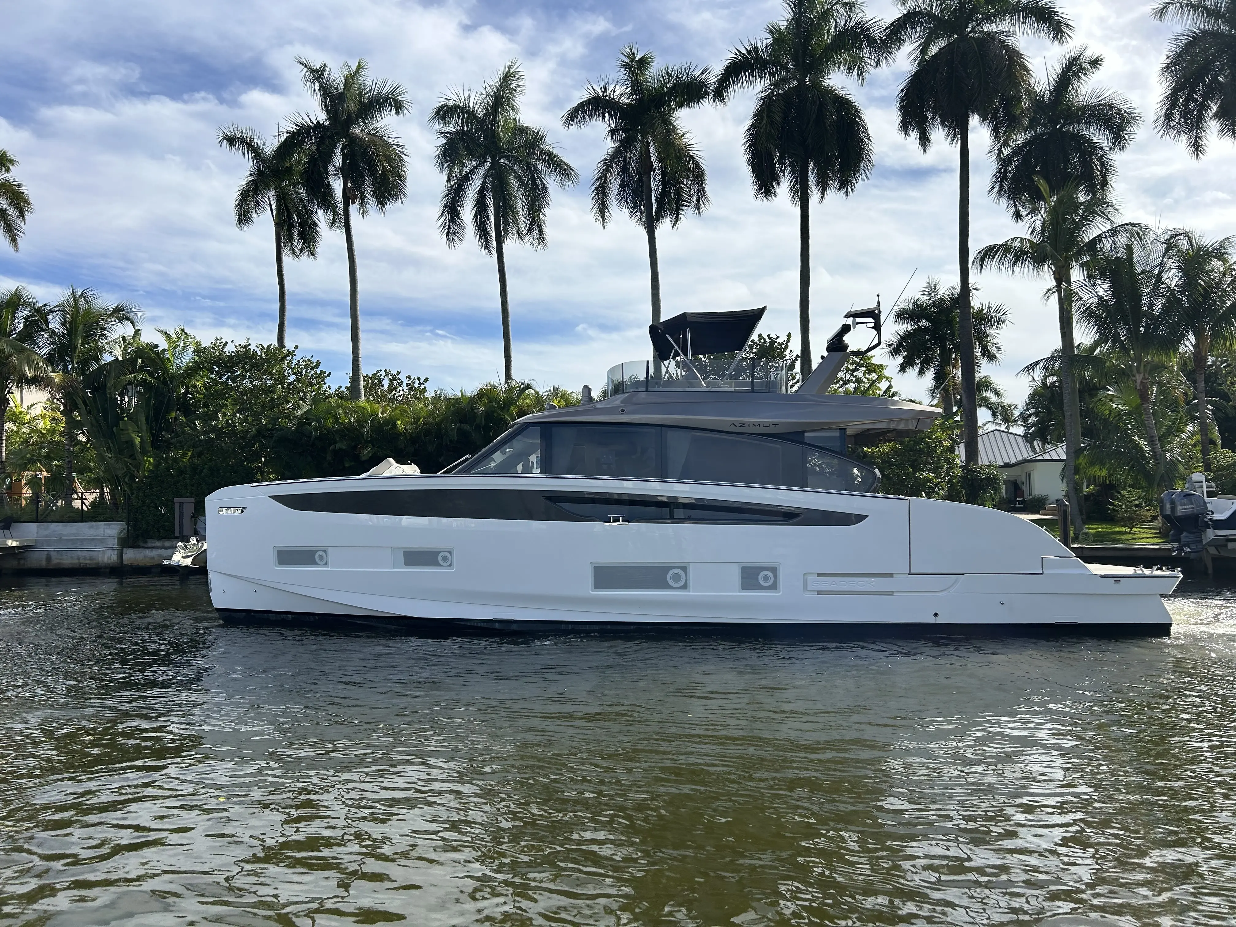 Buy Azimut Seadeck 6 #572791 - Rightboat