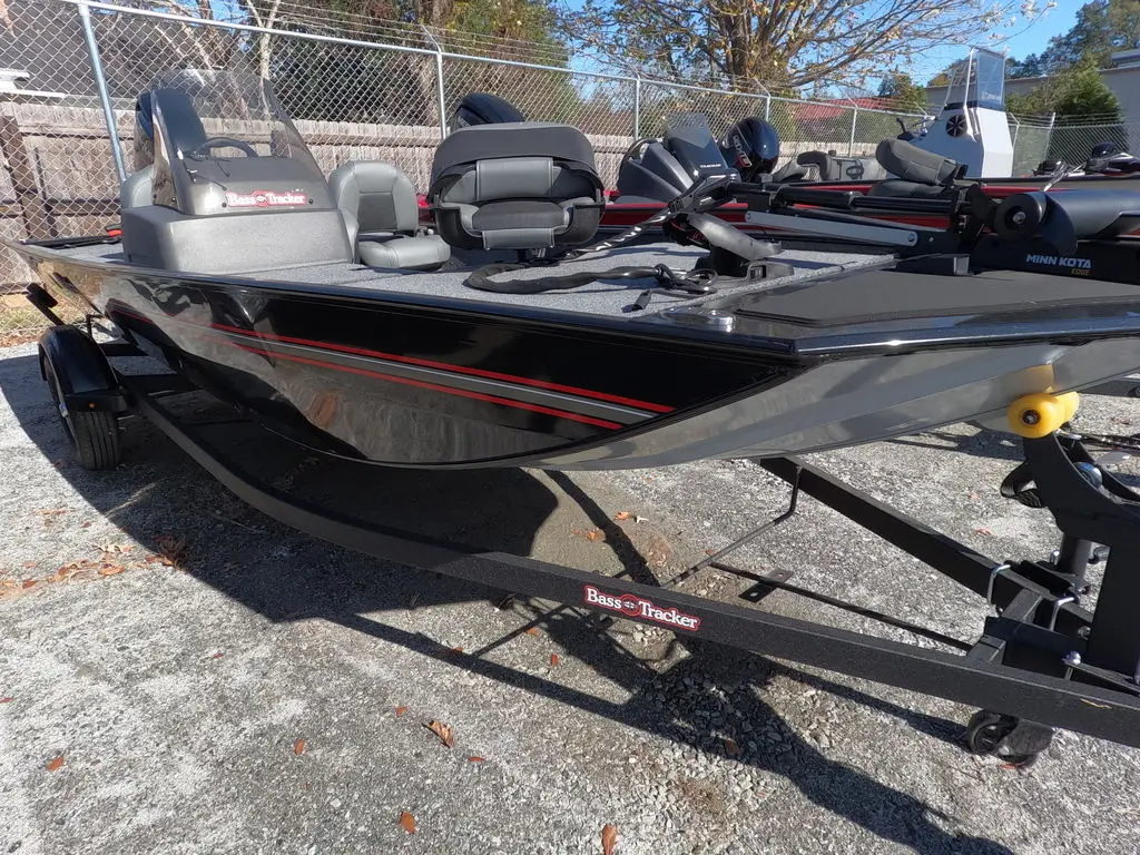 Buy Tracker Boats 26` #572716 - Rightboat