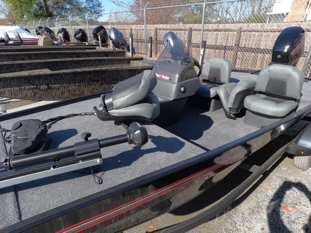 Buy Tracker Boats 26` #572716 - Rightboat