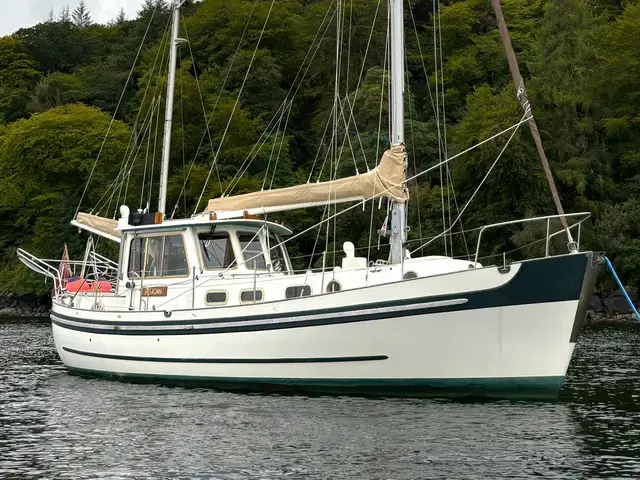 Ketches | Ketch Sailboat | Ketch Rigged Sailing Boats