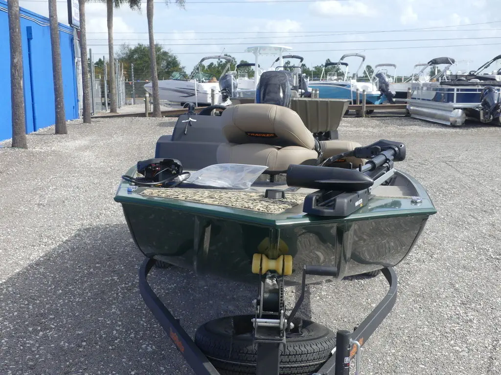 Buy Tracker Boats Bass Tracker Classic Limited #573834 - Rightboat