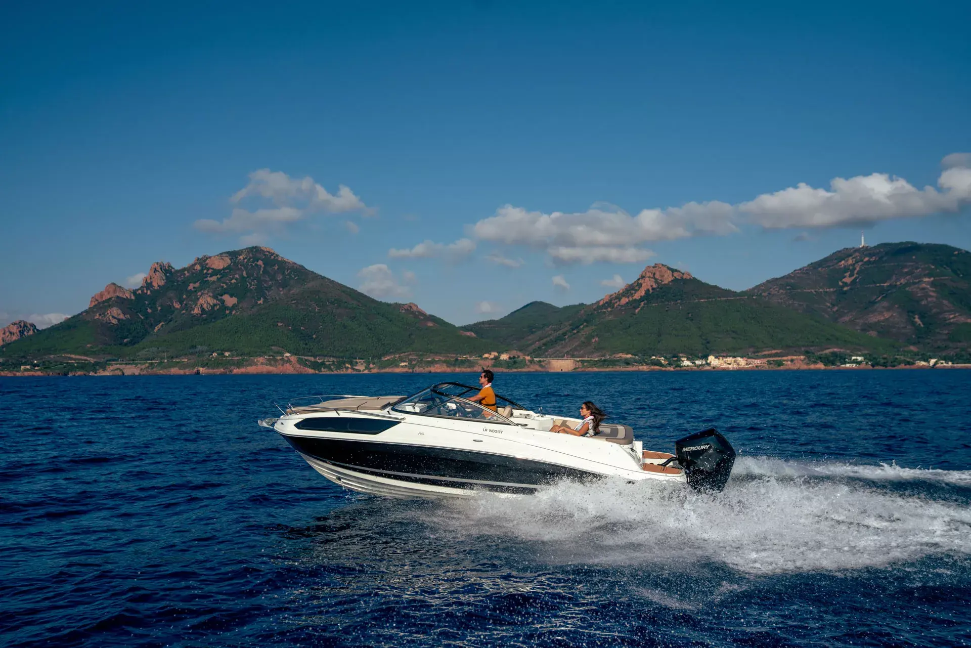 Buy Bayliner VR6 CUDDY OUTBOARD #573940 - Rightboat