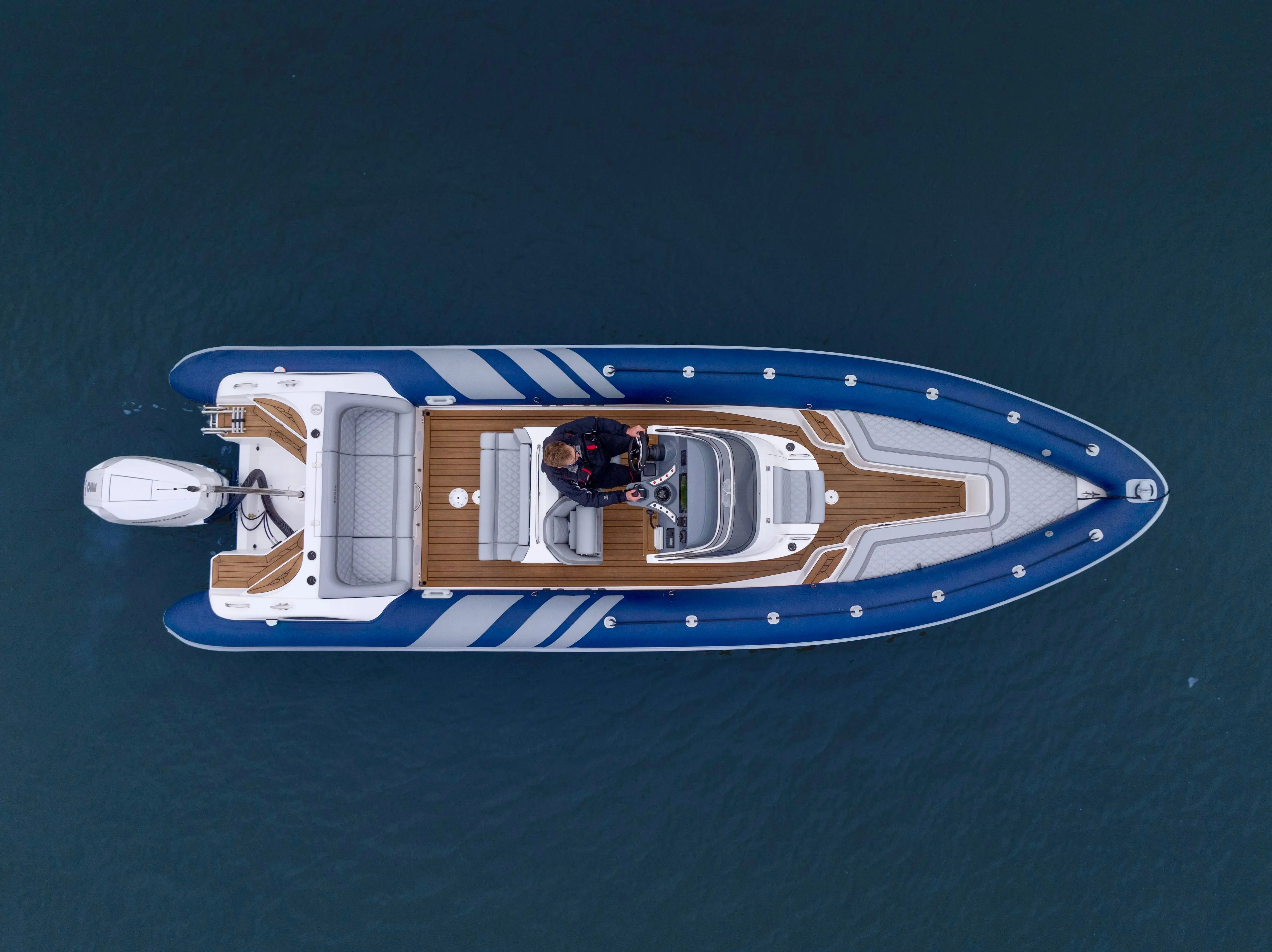 Buy Cobra Nautique 8.2 #575347 - Rightboat