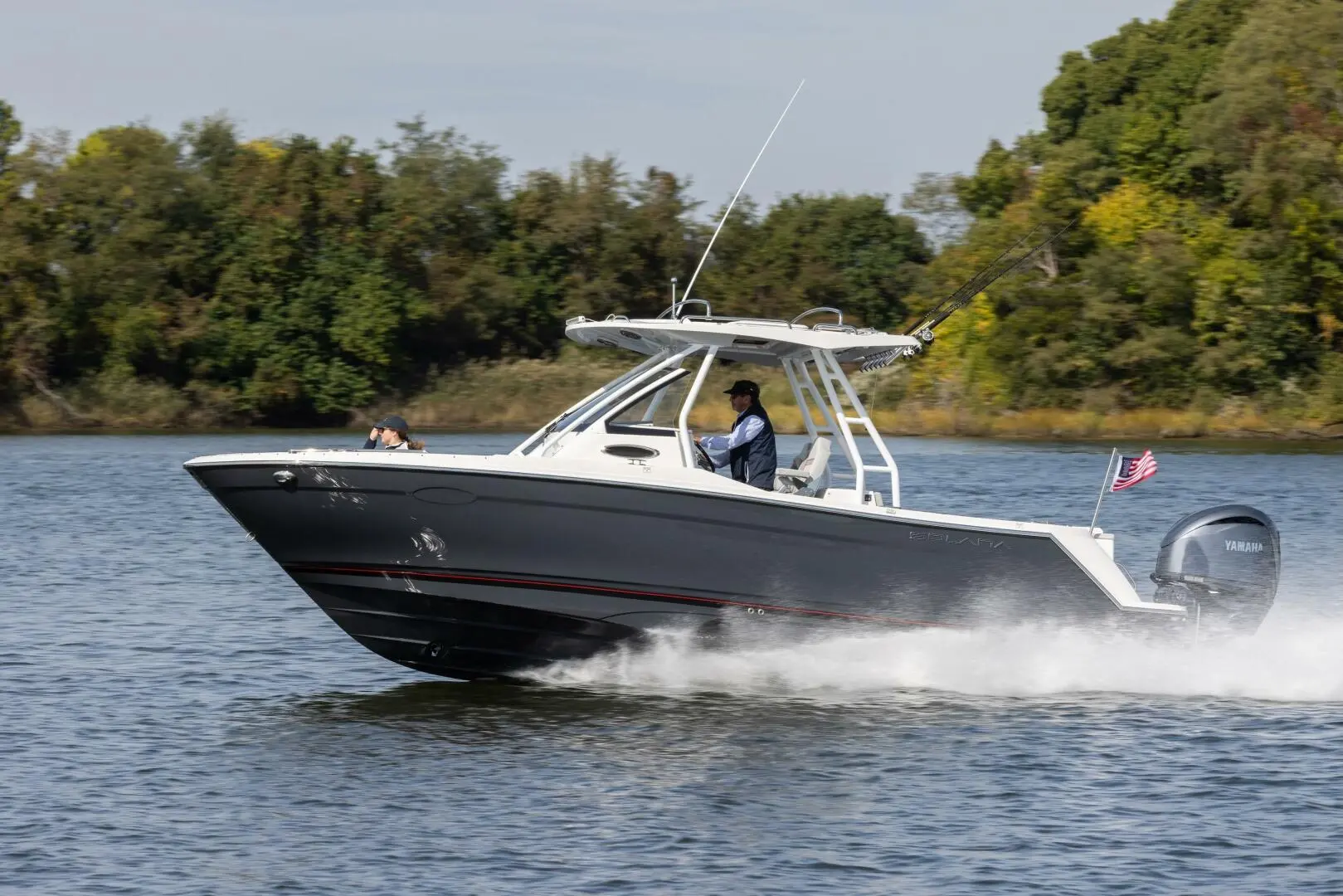 Buy Solara S-250 Center Walkaround #575392 - Rightboat