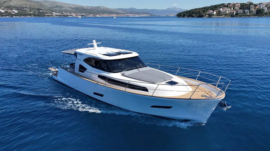 Buy Monachus MY 47 Retro Cruiser #575398 - Rightboat