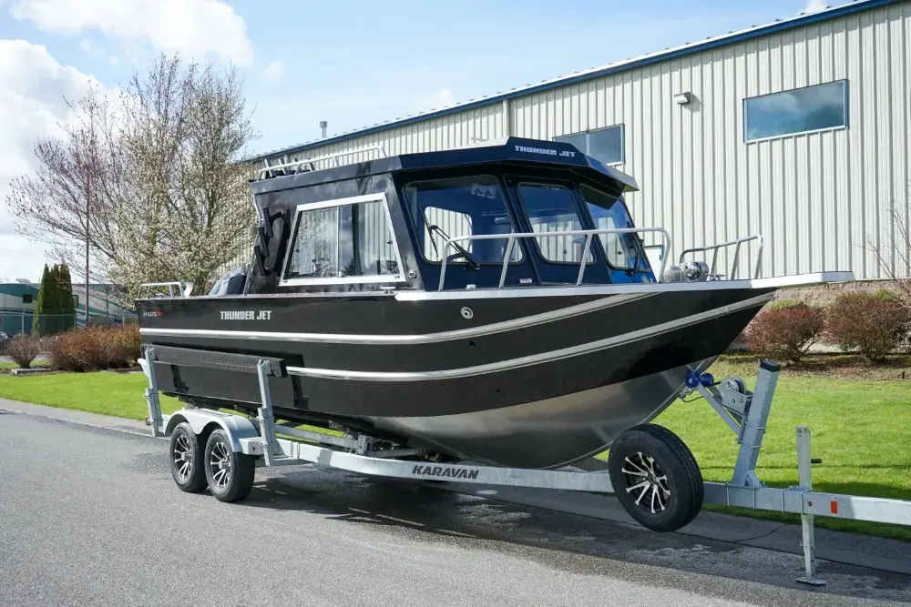 Buy Thunder Jet 24 Alexis Pro HT #575804 - Rightboat