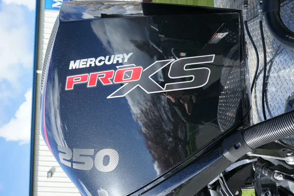 Buy Thunder Jet 24 Alexis Pro HT #575804 - Rightboat