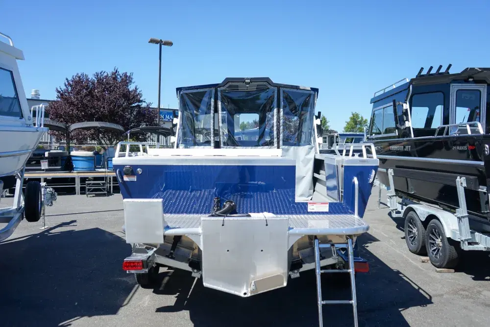 Buy Thunder Jet 210 Luxor Pro HT #575830 - Rightboat