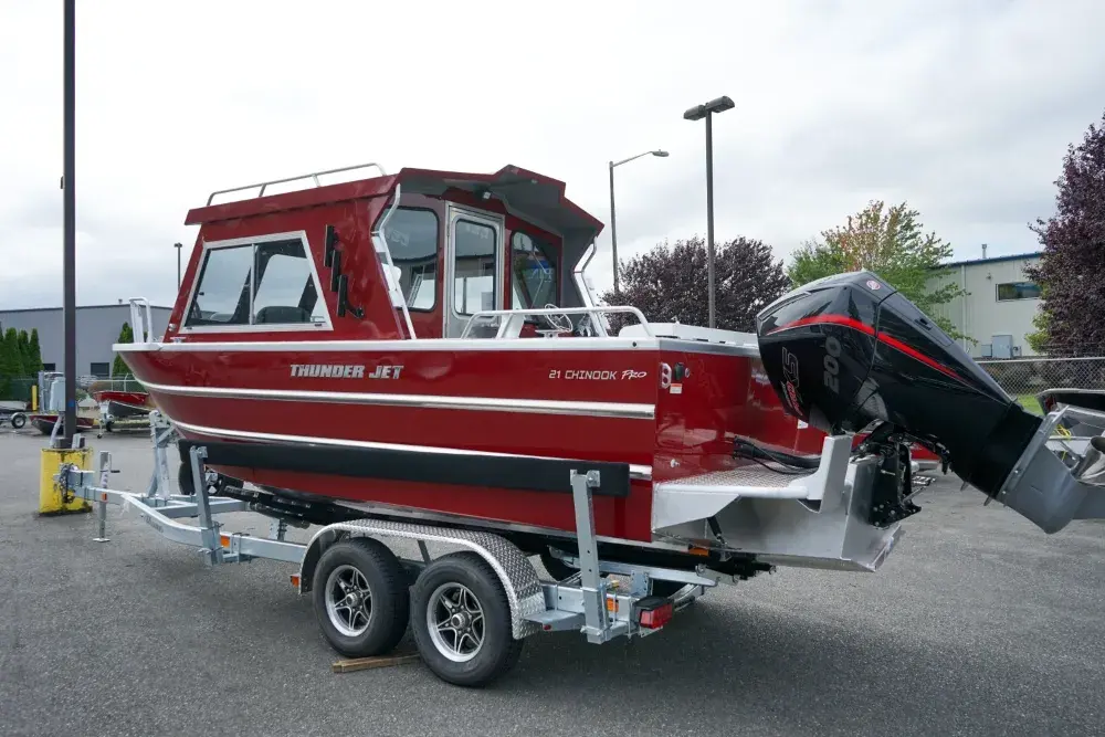 Buy Thunder Jet 21 Chinook Pro #575831 - Rightboat