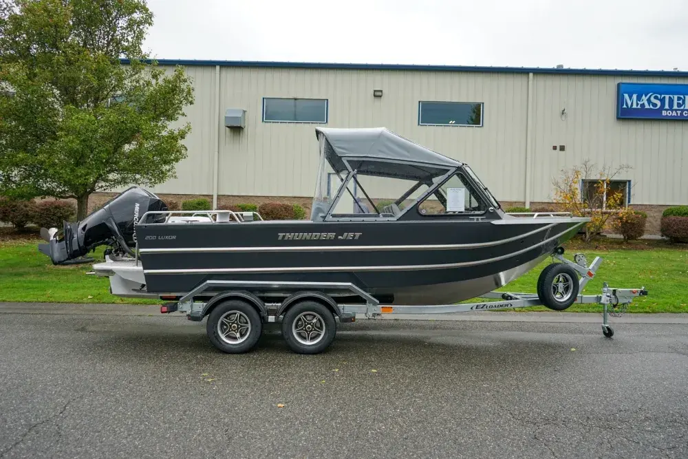 Buy Thunder Jet 200 Luxor #575858 - Rightboat