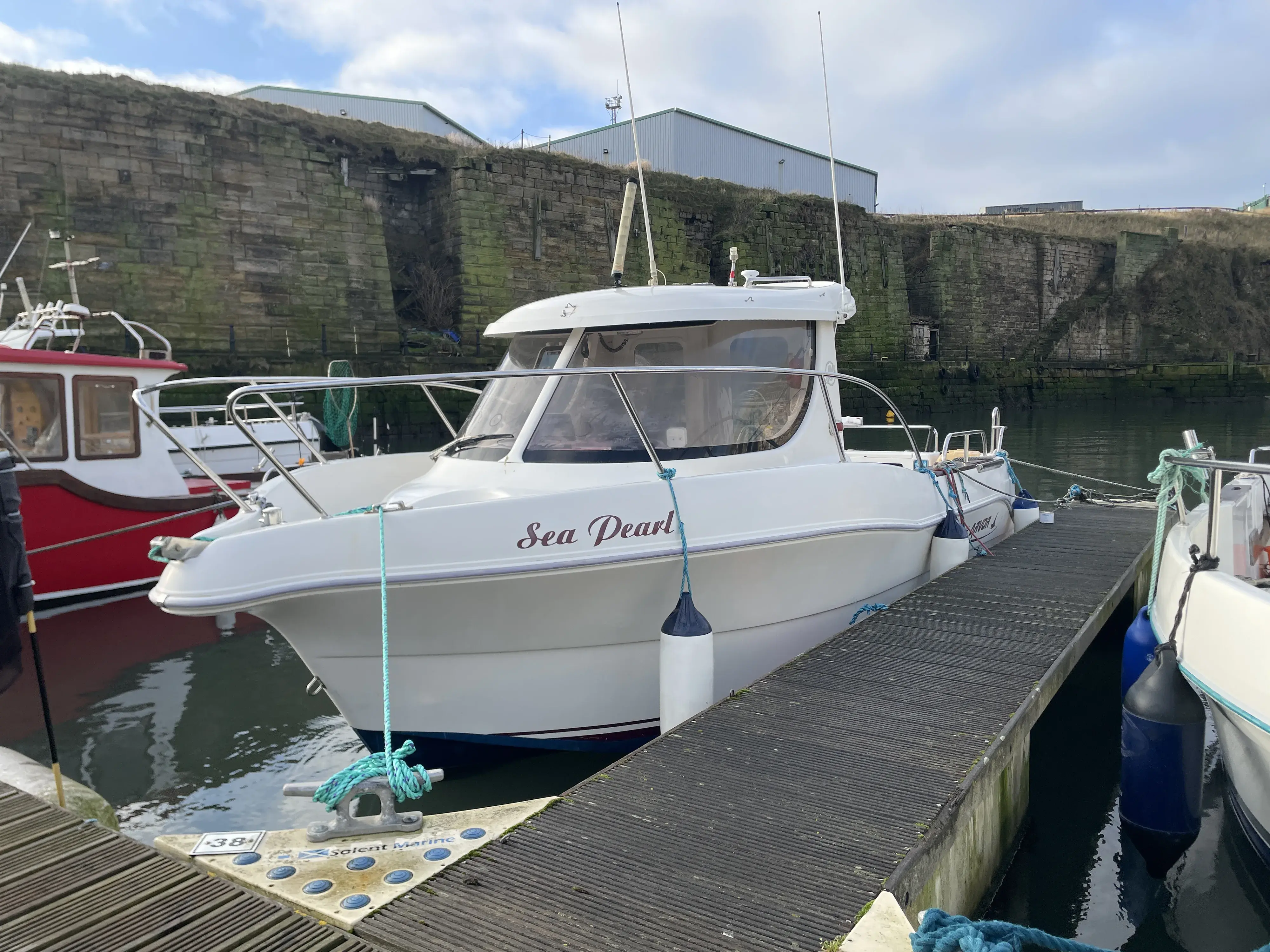 2006 Arvor 215 As for Sale in Seaham #576015 - Rightboat