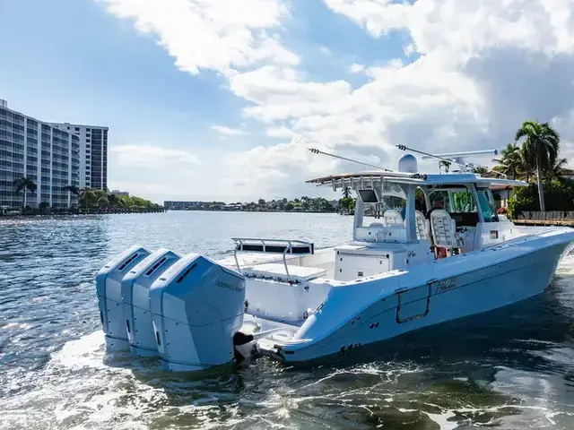 Buy Hcb 42 Lujo #576033 - Rightboat