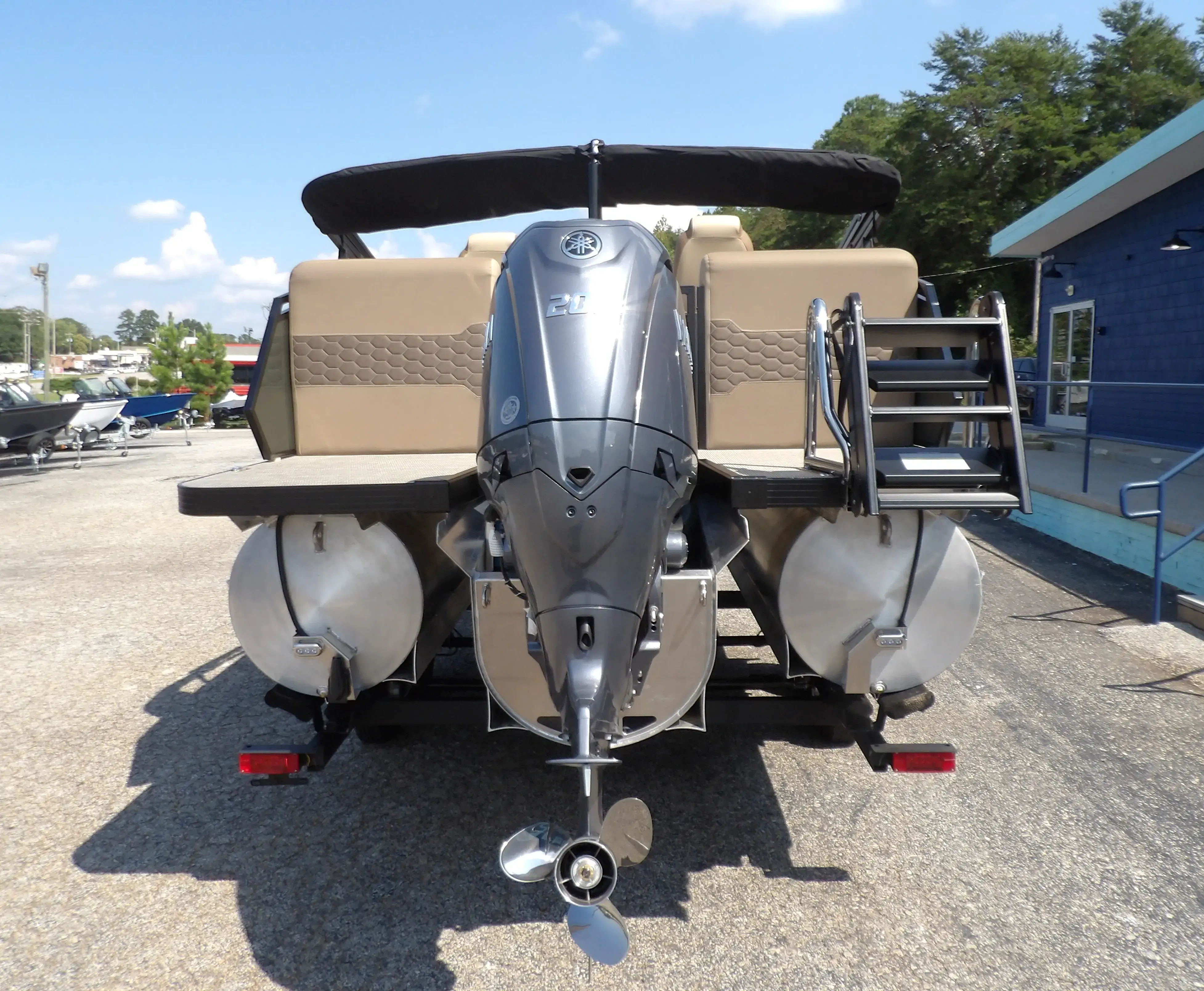 Buy Veranda VR235RC XL #576068 - Rightboat