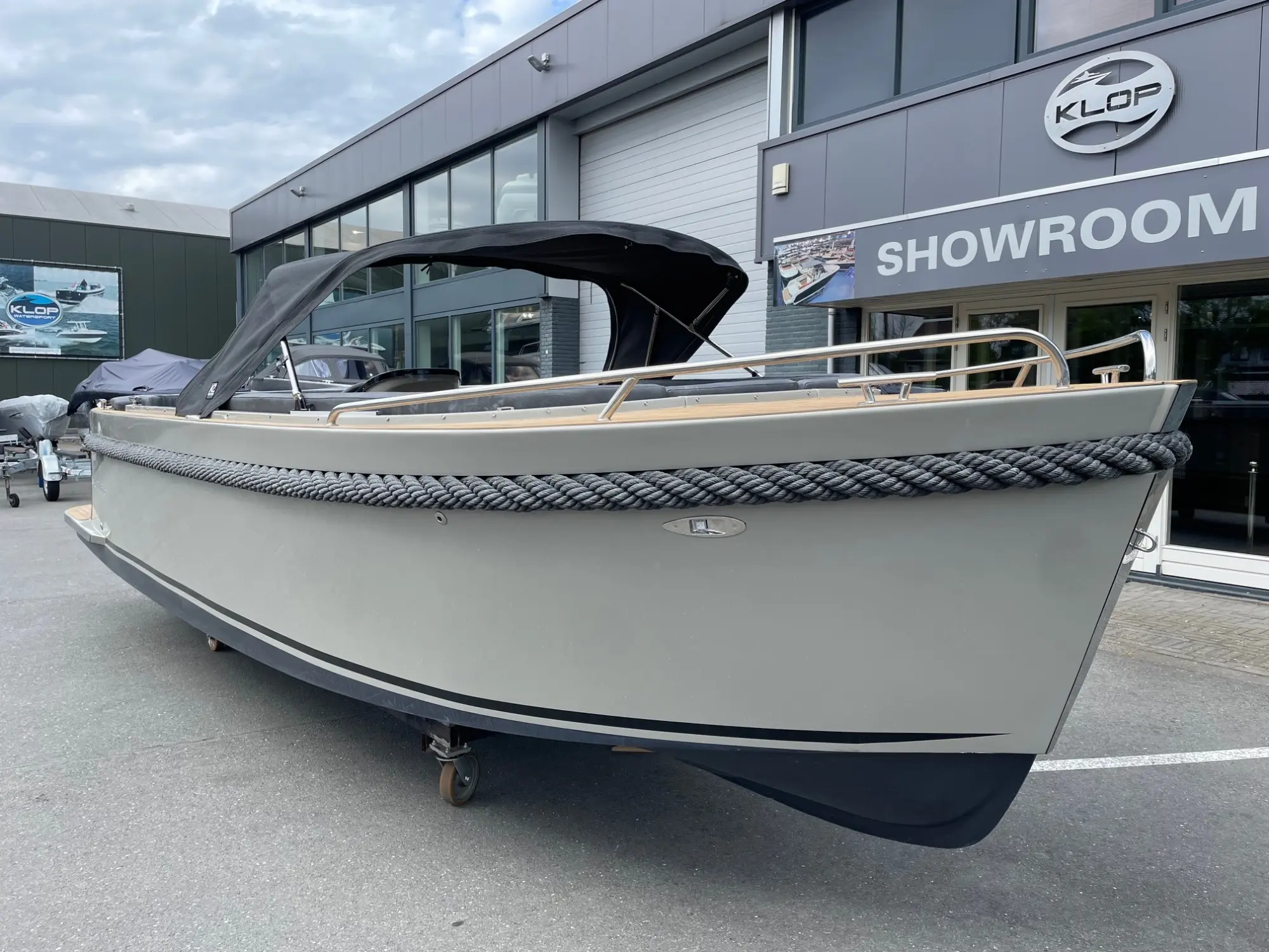 Buy Maxima 720 Retro #576198 - Rightboat