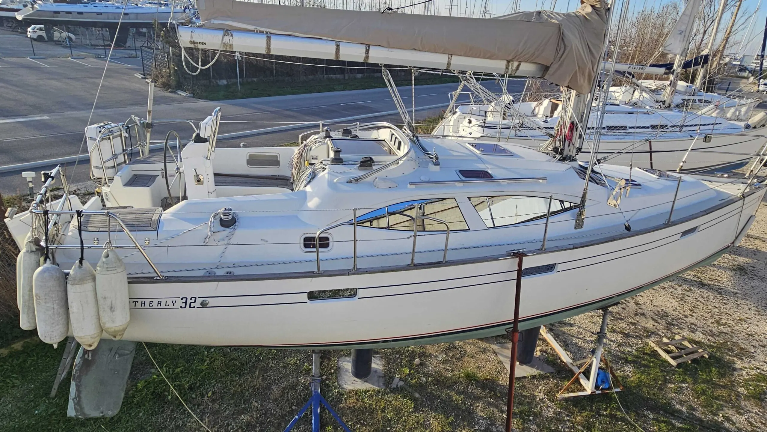 2010 Southerly 32 DI for Sale in Port Saint Louis #576914...