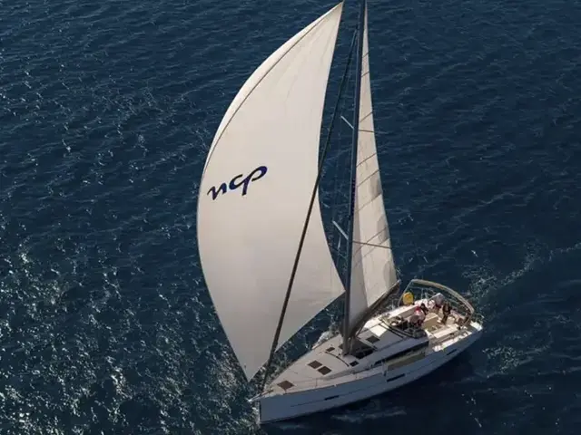 | Choose from Over 16 Boats | Rightboat