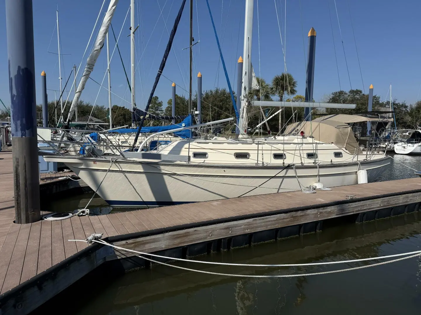 1999 Island Packet 380 for Sale in Kemah, Texas #580581