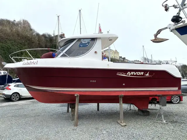 | Choose from Over 25 Boats | Rightboat