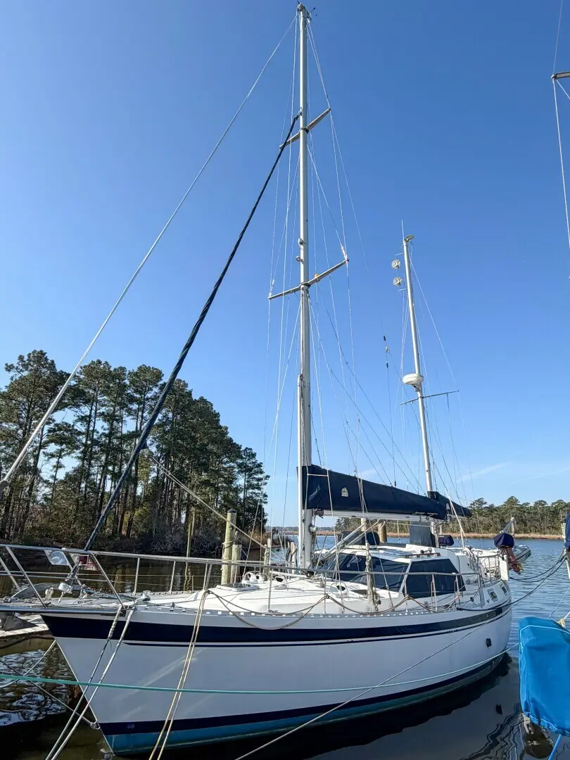 1986 Nauticat 40 Cutter Ketch Pilothouse #586694 for Sale in N...