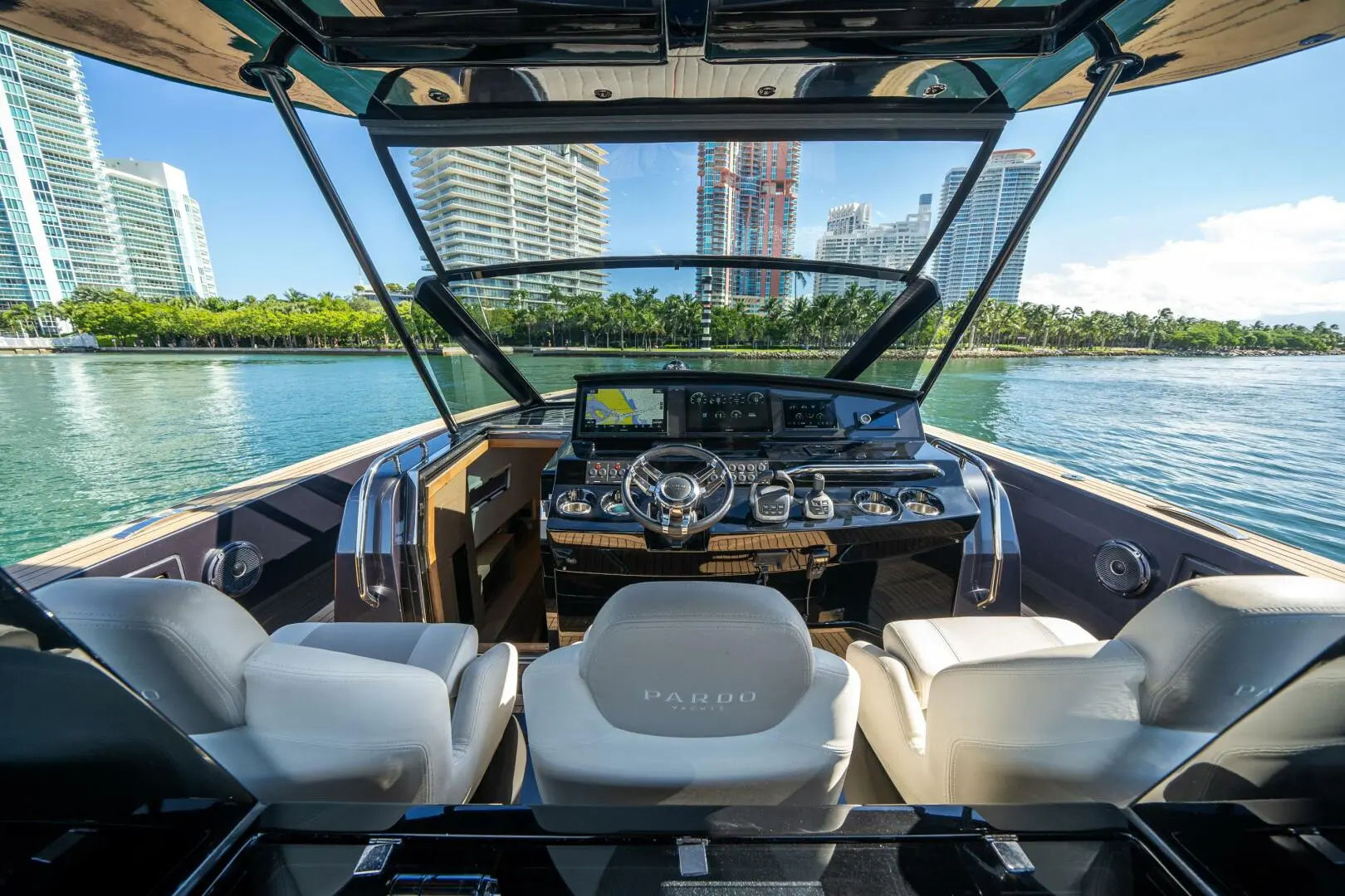 2023 Pardo P43 for Sale in Miami Beach, FL #587038 - Righ...