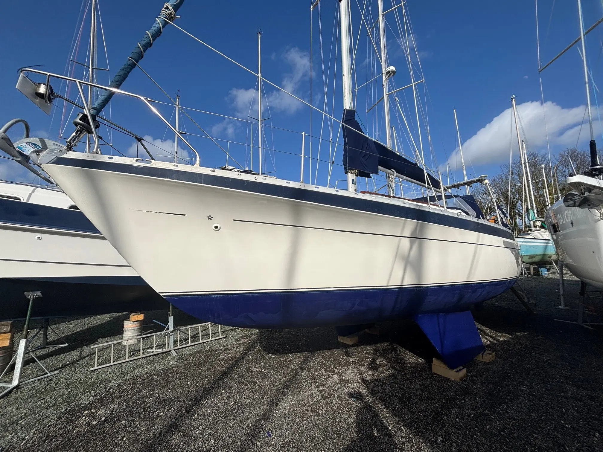 1981 Moody 33 S for Sale in Bangor, Gwynedd #589656 - Rig...