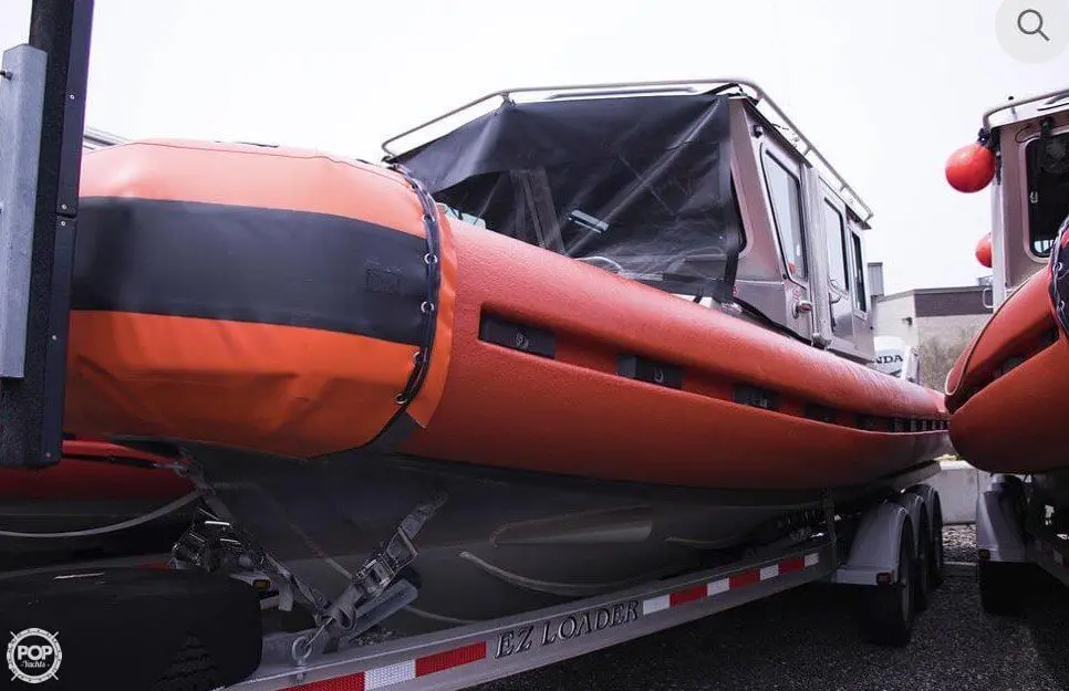 Buy Safe Boats International 25 Defender Full Cabin #140025 - Rightboat