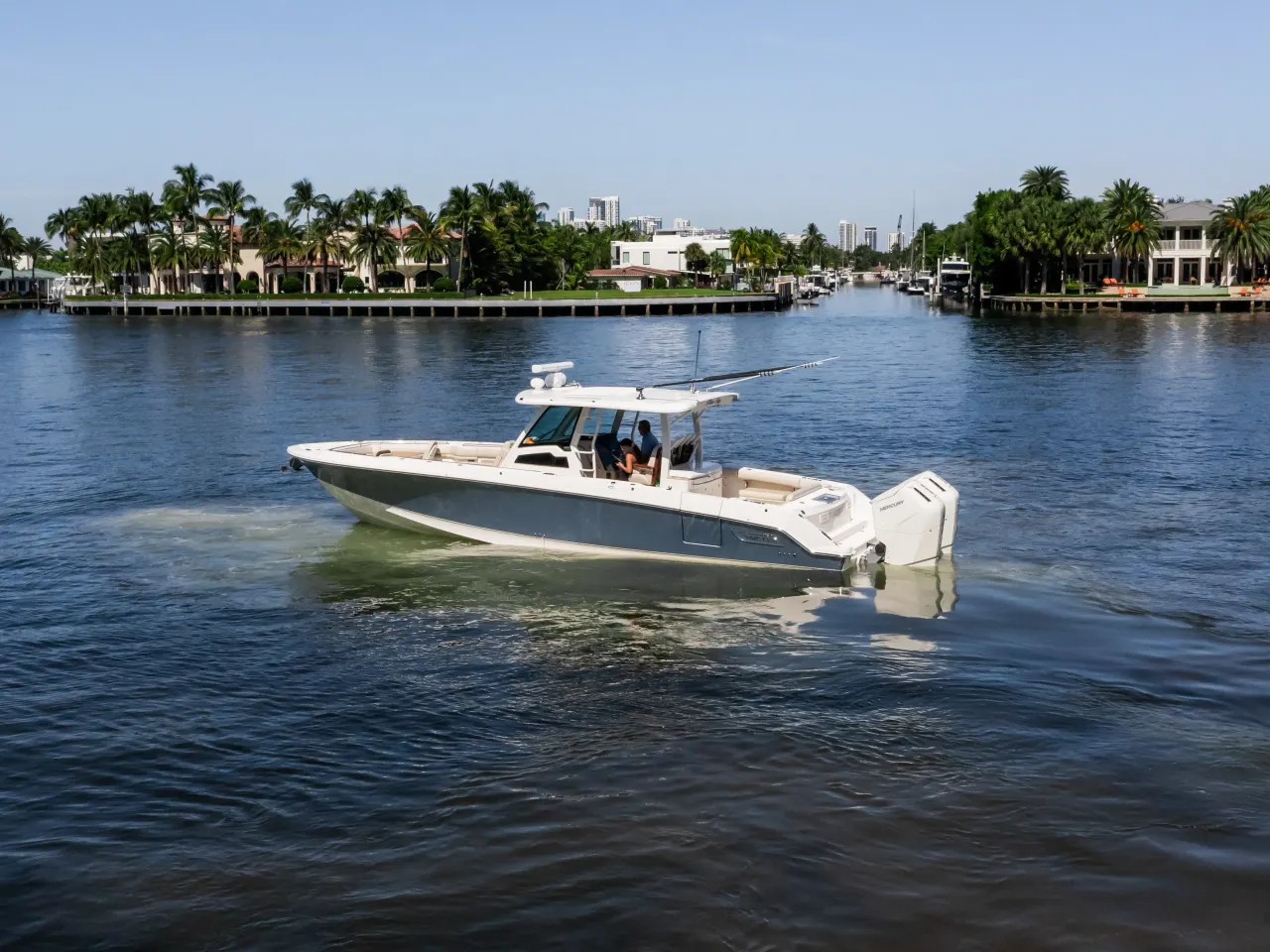 2024 Boston Whaler 380 Outrage for Sale in Ft. Lauderdale | Rightboat