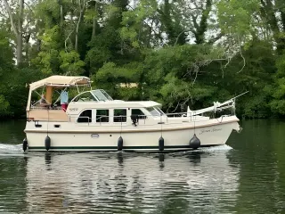 2008 Linssen AC 33.9 for Sale in Chertsey, England | Rightboat