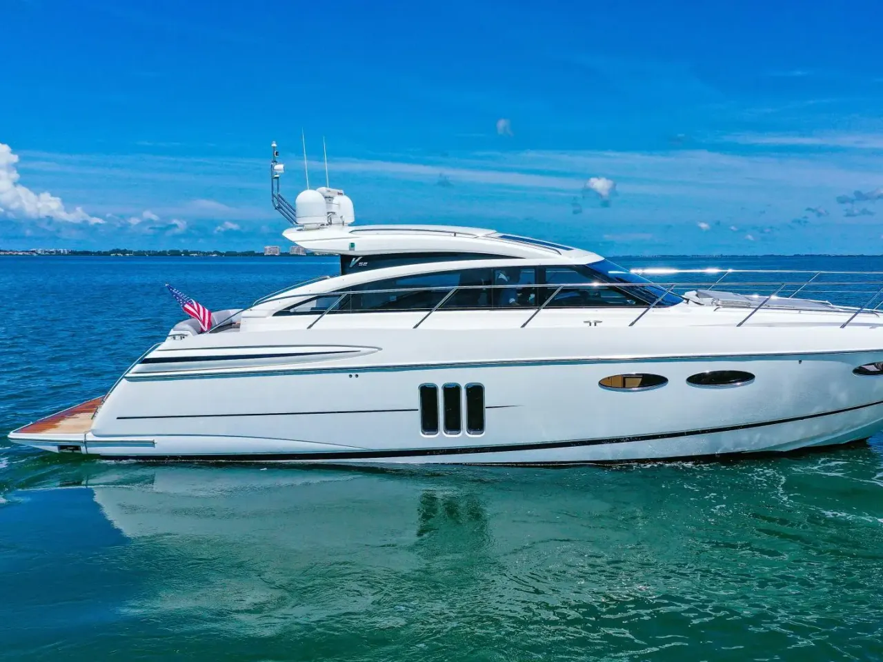 2011 Princess V52 for Sale in FORT LAUDERDALE | Rightboat