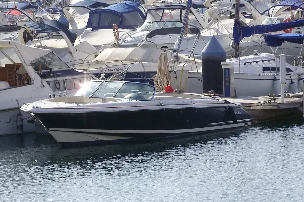 2005 Chris-Craft Launch 25 GT for Sale in Great Malvern | Rightboat