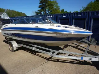 2002 Viking 22 Widebeam for Sale in Windsor | Rightboat