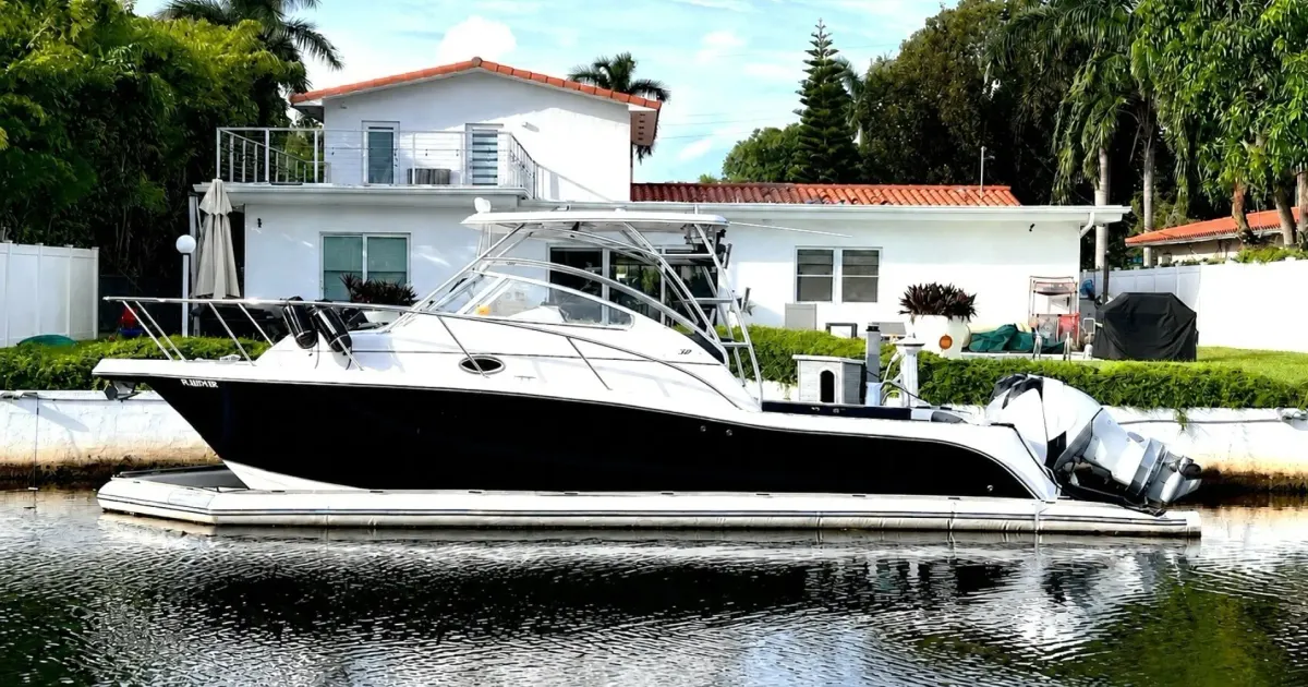 2006 Pro Line 32 Express for Sale in Punta Gorda, Florida | Rightboat